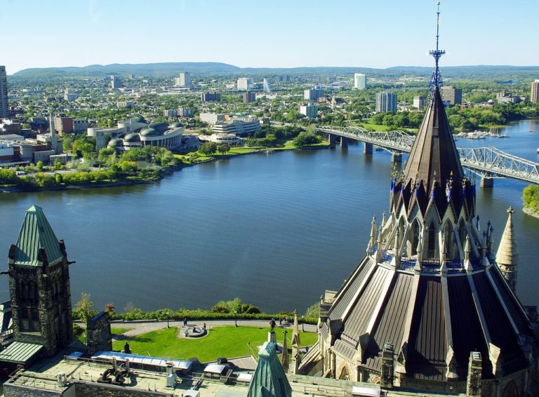 4 villes canadiennes qui prouvent que le pays est magnifique BB ...